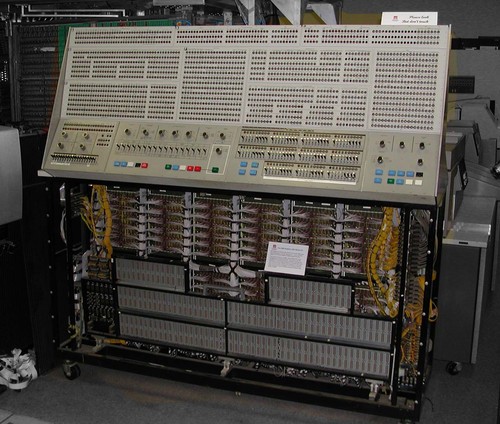 1964年：世界首个通用计算机S/360_服务器产业-中关村在线