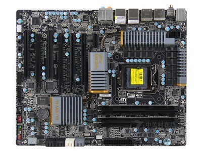 【高清图】技嘉(gigabyte)GA-P67A-UD7-B3整体外观图 图1-ZOL中关村在线