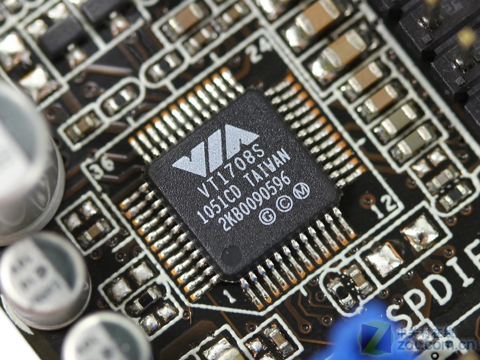 【图】ITX板型领军之作 华硕小巧H61高清图赏 第12页-ZOL主板